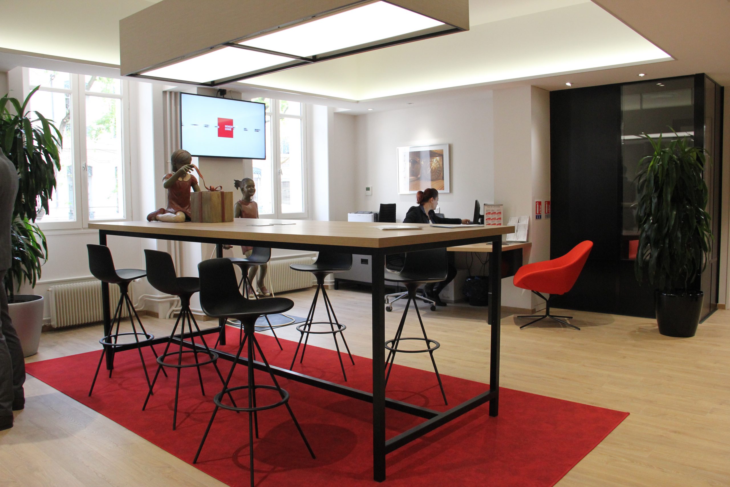 200 000 nouveaux clients pro pour la Société Générale en 2020 - Lyon ...